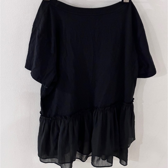 Abercrombie & Fitch | Tops | Abercrombie Fitch Ruffles Bottom T Shirt ...